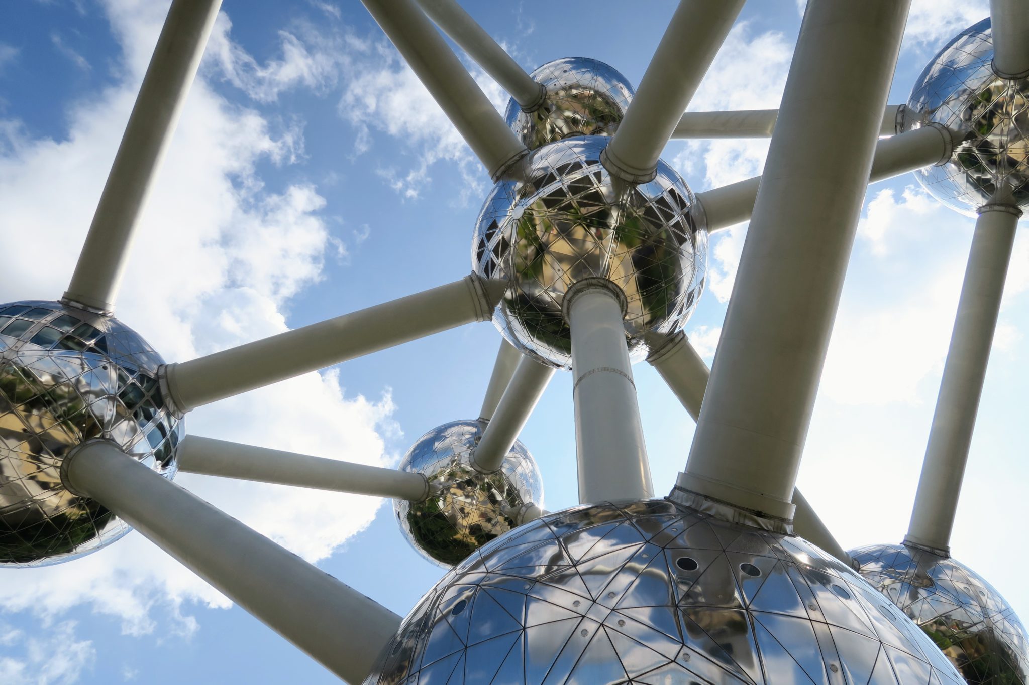 Brussels | The Atomium, 1950's Futurism - The Urban Wanderer